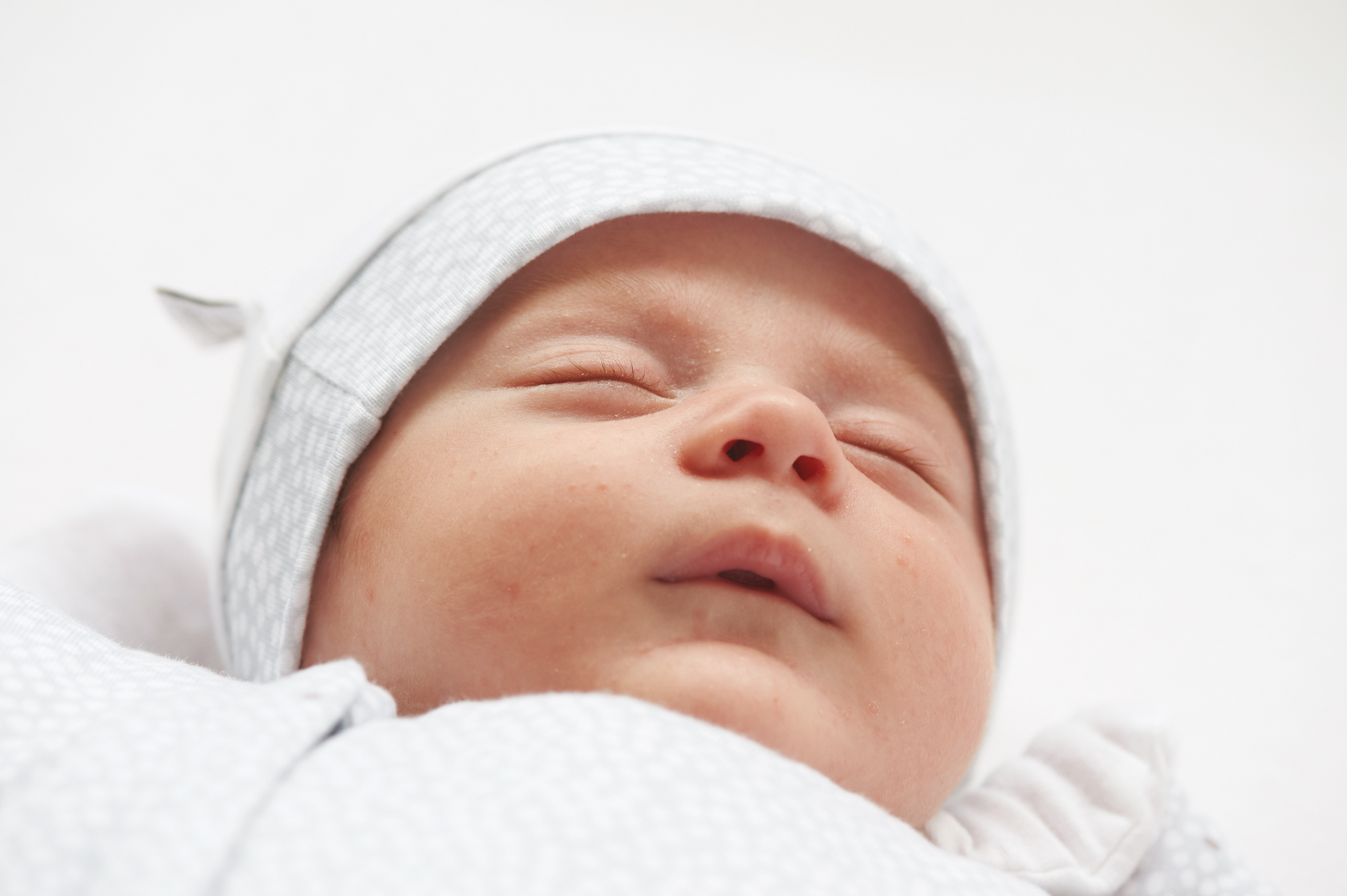Candide : Bonnet & Moufles Naissance Pois | Allobebe Maroc